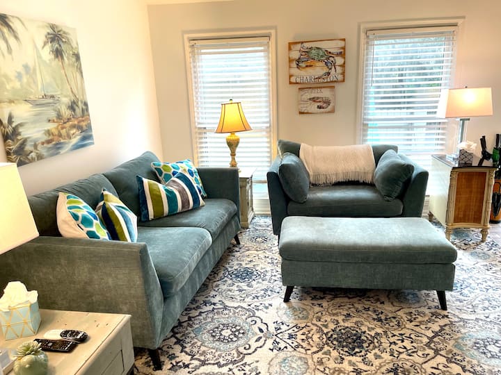 Beautiful 2 Bedroom Townhouse Near Shem Creek. - Mount Pleasant, SC