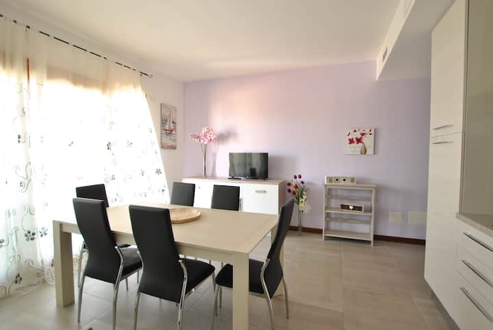 Smeralda Flats, 2 Camere & Parking Centro Storico - Olbia