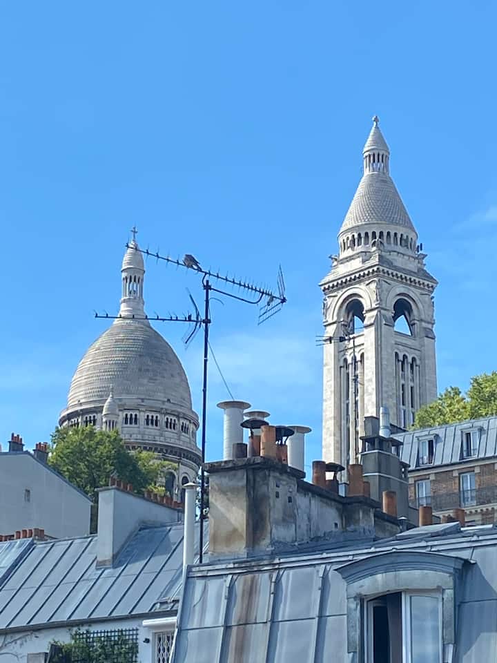 Charme Et Vue Dégagée Sur Le Sacrée Cœur - París