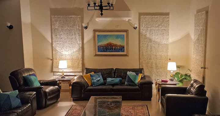 5 Bedrooms - Luxury Home- Emaar Islamabad - Islamabad