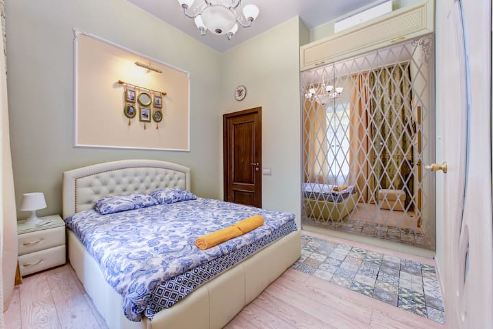 Angleterre Hotel - Szentpétervár