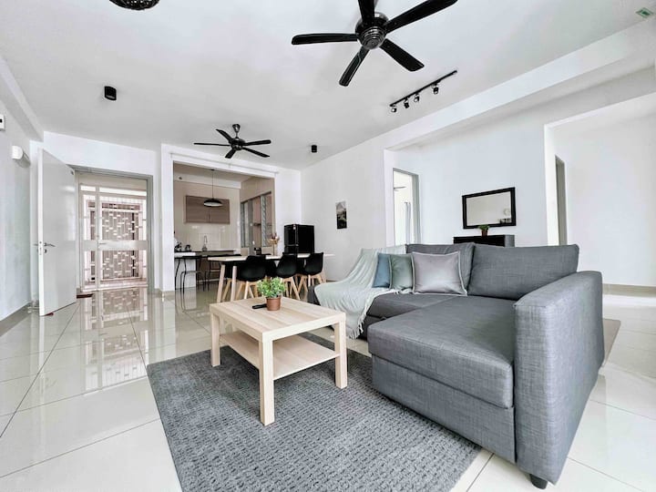 Kl Big Family 3br Apt @ Rafflesia Near Lrt - Kuala Lumpur