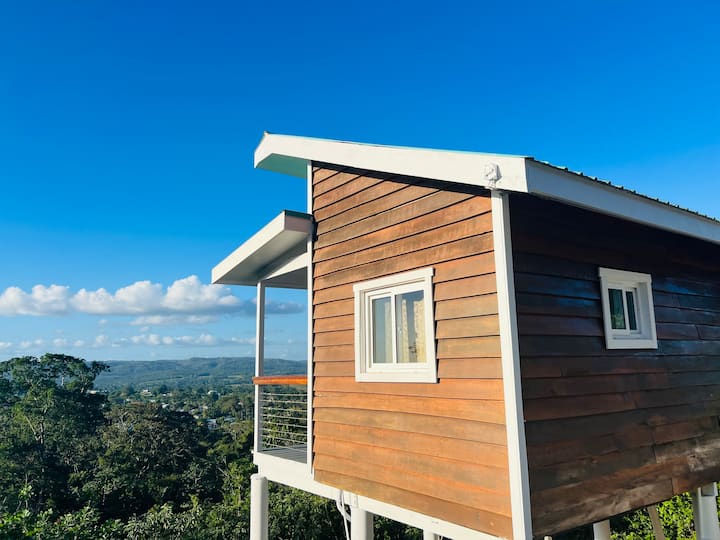 San Ignacio Guesthouse W/ac, Wifi, Cable & Views - Belize