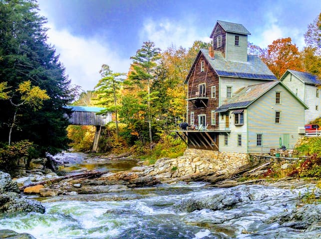 Kingsley Grist Mill, Covered Bridge and Waterfall. - Castles for Rent ...