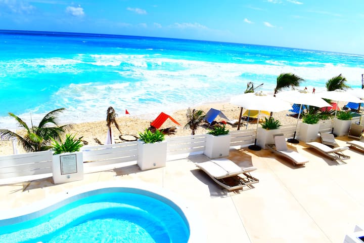 Beach Front Suite Cancun, Oleo Yalmakan Cancun - Cancún