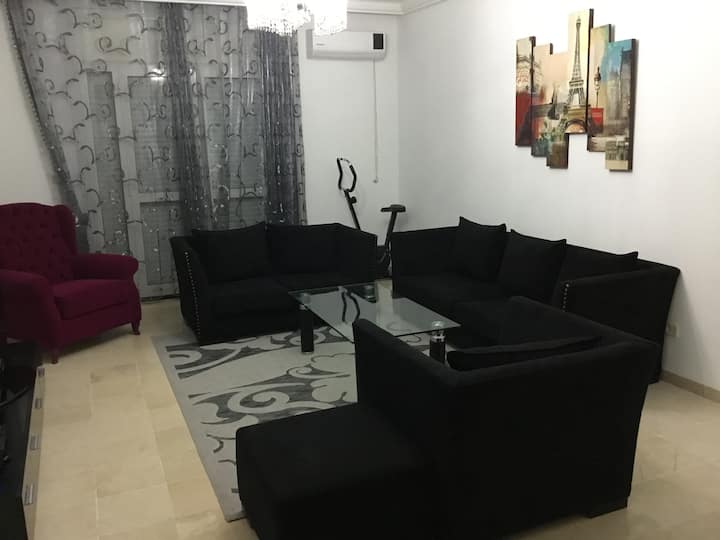 Pour Famille, Cité Les Palmeraies, El Aouina - Tunis