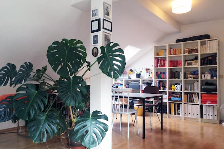 Cozy Rooftop Appartment + Sunny Terrace - Wien