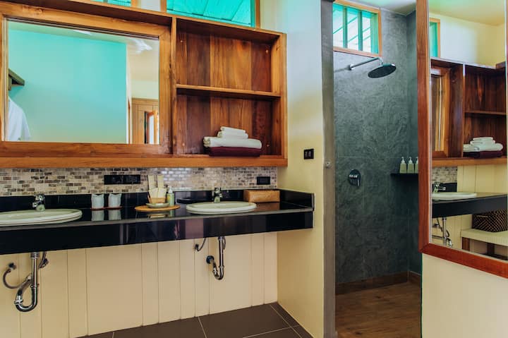 Sea View Jacuzzi Deluxe - Ko Yao Yai