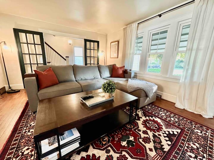 Historic Home | 3br | 2 Mi To Nd | King Suite - 사우스벤드