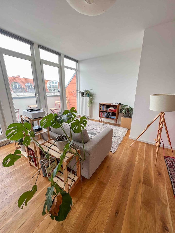 Bright Penthouse @ Mauerpark For Work & Relaxation - Berlin
