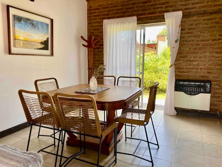 Casa Faustina. Tranquilidad Y Confort. - Chascomús