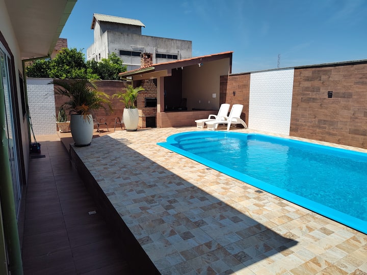 Casa Com Picina No Litoral De Santa Catarina - Imbituba