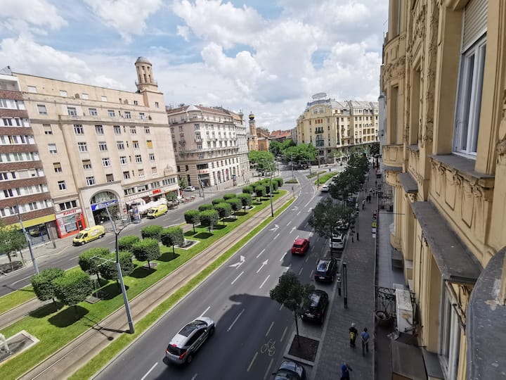 Modernized Uniqe Huge Central Apartment On 135sqm - Budapest