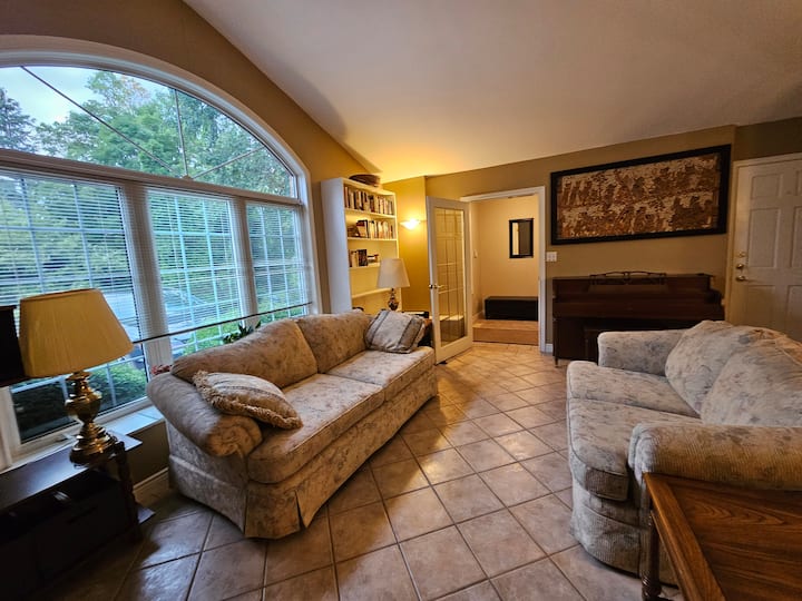 Eramosa Airbnb In Rockwood, On - Milton