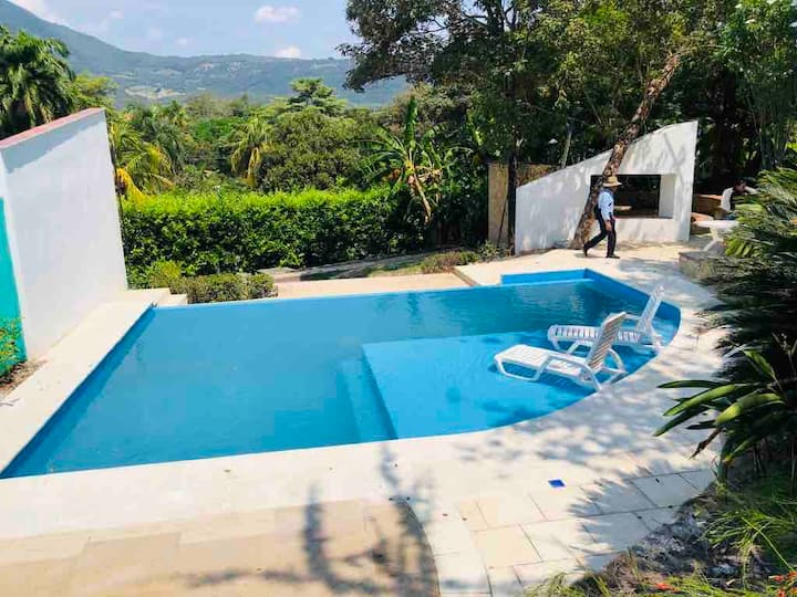 Luxury Home With Incredible Views - Tocaima