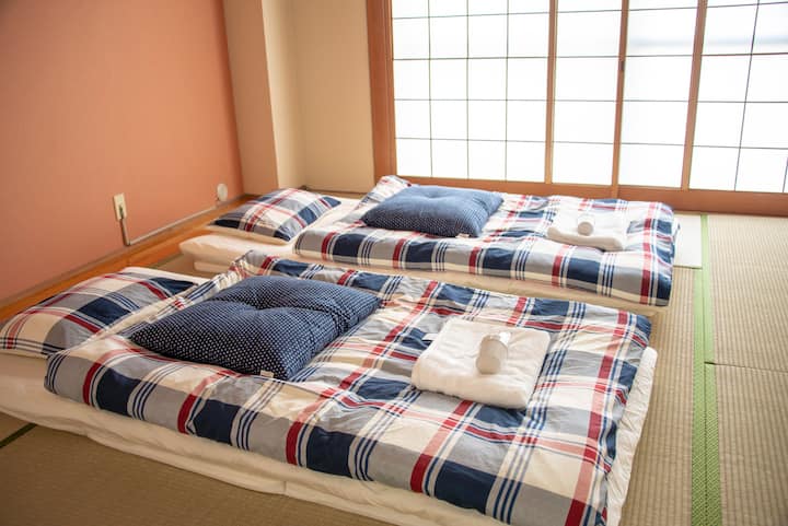 民泊松風Vip館ー临近关西机场和奥莱的独栋别墅,带2卫1浴1厨房和餐厅 - Kansai Airport (KIX)