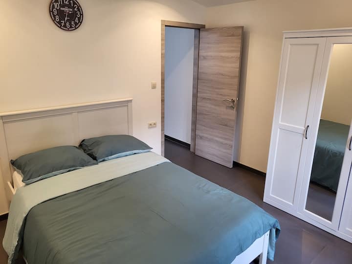 Superbe Petit Appartement Proche Du Centre - Bruksela