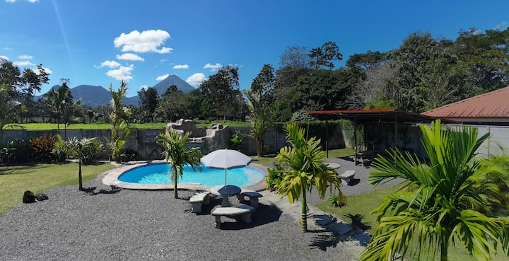 Olis House
Exclusive Experience - La Fortuna