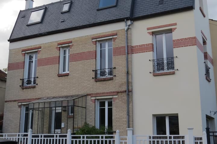 Charmante Maison-suresnes Mt Valérien-proche Paris - Suresnes