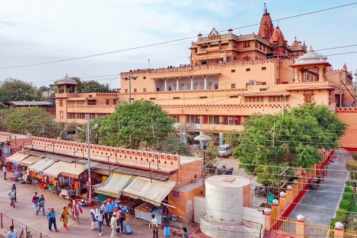 Manbhavan Service Apartment - Mathura