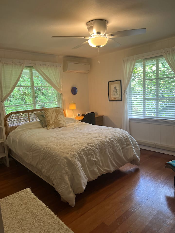 Bamboo Garden View Room In Hilo Home - Hilo, HI