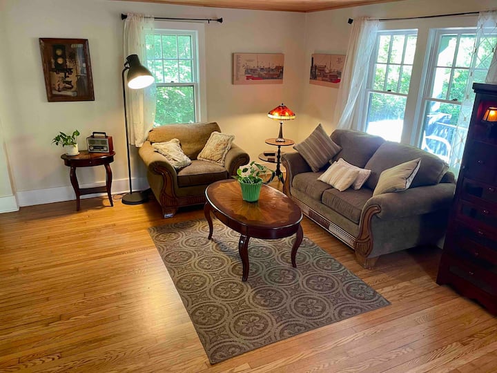 Magical Woodstock Getaway - Woodstock, NY