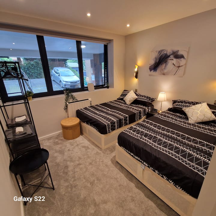 Dream Apartment Finchley 4 Min Walk To The Train - Enfield