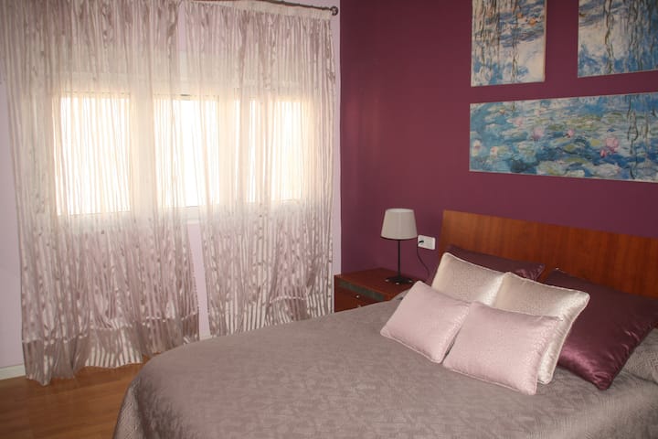 Estupendo Piso Bien Situado A 5 Min. De La Playa. - Cadix