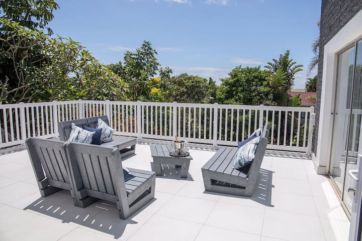 Modern Luxury Beach House - Dolphin Coast