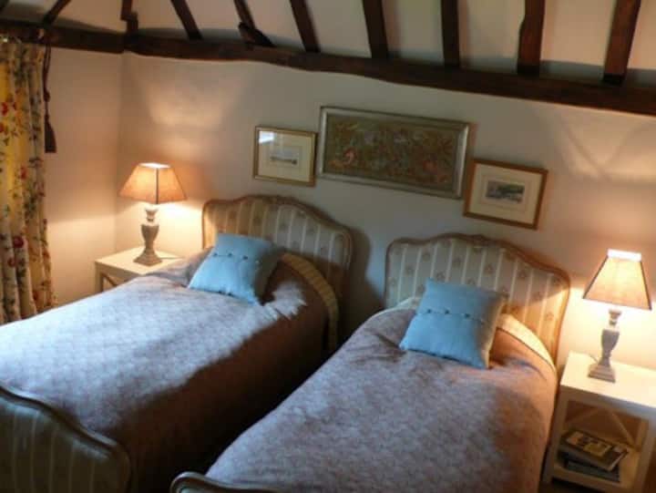 Double/twin Room With Separate Bathroom - Midhurst