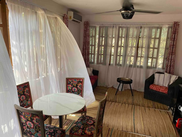 Studio 1, In A Garden In Trendy, Central East Osu - Accra