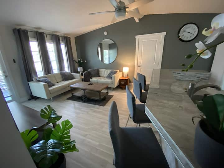 Iggy's Place - Cozy 3 Bedroom Home Near Nas Jax - Orange Park, FL