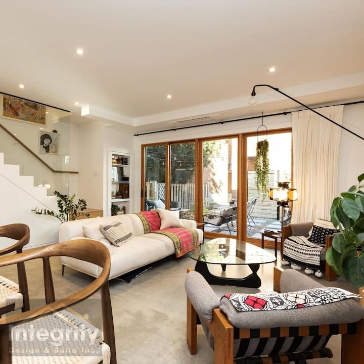 Chibi Laneway House With Hottub In Bloorcourt - Toronto, ON