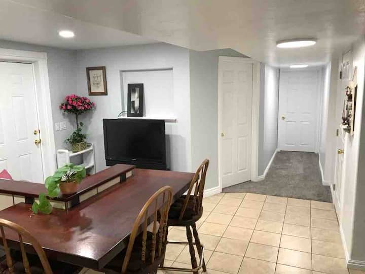 2br Guess Suite Basement Apartment - West Jordan, UT