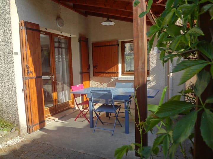 Charmante Maisonnette à 150 M De La Plage - Saint-Georges-de-Didonne