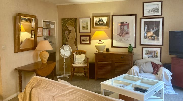 Appartement Dans Le Coeur Historique De Rueil-mal - Sèvres