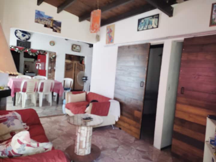 Casa Muy Acogedora. Completa - Jaureguiberry