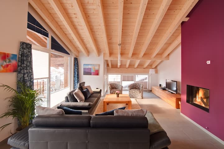 Open-plan 3 Bedroom Loft Apartment With Stunning Views Of The The Matterhorn. - Zermatt
