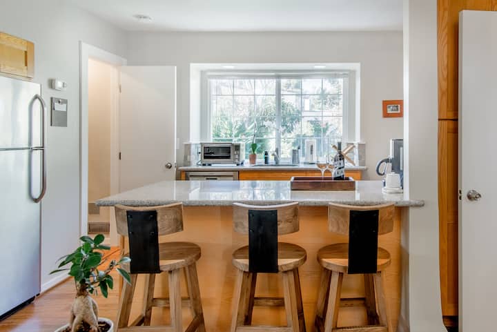 Private Cottage Near Redwood City And San Carlos Downtowns - レッドウッド・シティ, CA