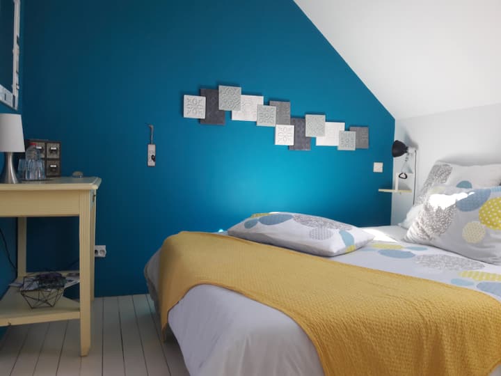 Oui, C'est Le Bon Chemin ! (2) Chambre D'hôtes - Laval, France