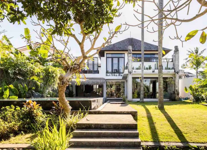 Pererenan Estate: Worlds Best Neighborhood Retreat - Canggu