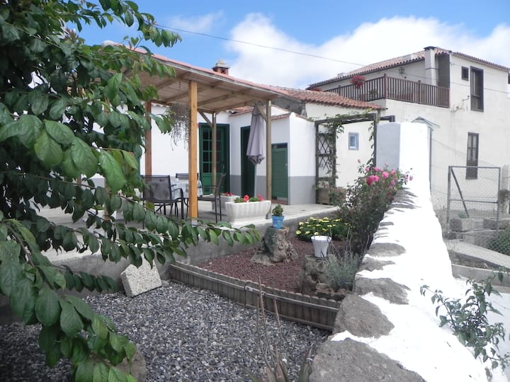 Casa Irma, Great Sea Mountains Views, Rural House - Adeje