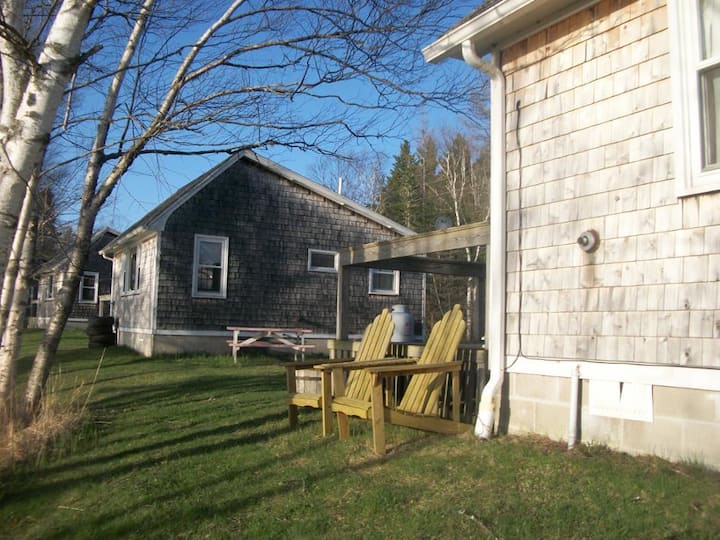 Ocean Spray Cottages -Goldfinch Cabin #4 - Columbia Falls, ME