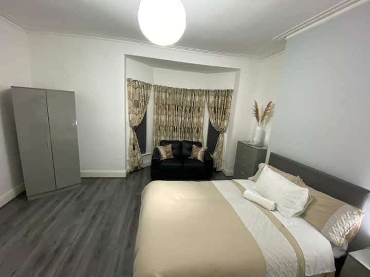 Habitación Privada En Tuebrook - イギリス リバプール