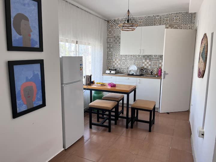 Heart Of Jabal Al-weibdeh.balcony•2km To Downtown - Amman