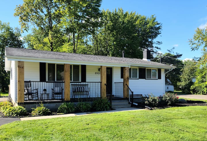 Howland Center Farmhouse Near The Grand Resort - Warren, OH