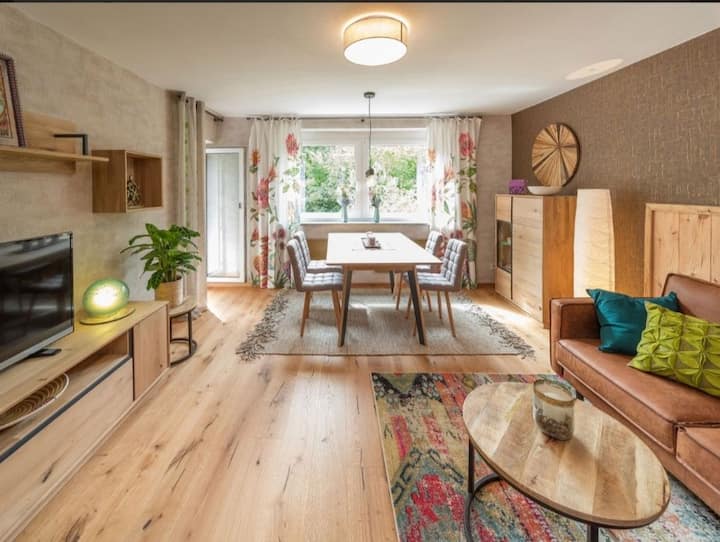 Wunderschöne 3 Zimmer Wohnung - Neustadt an der Aisch