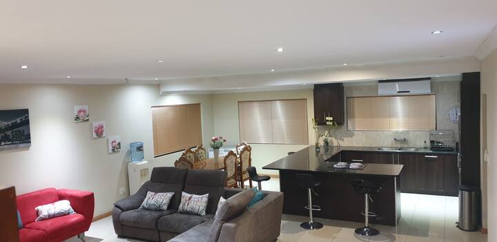 Rietvlei Izotsha Self-catering Guest House Kzn - Port Shepstone