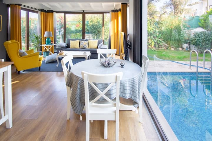 Cosy Villa With Private Pool - Yalıkavak
