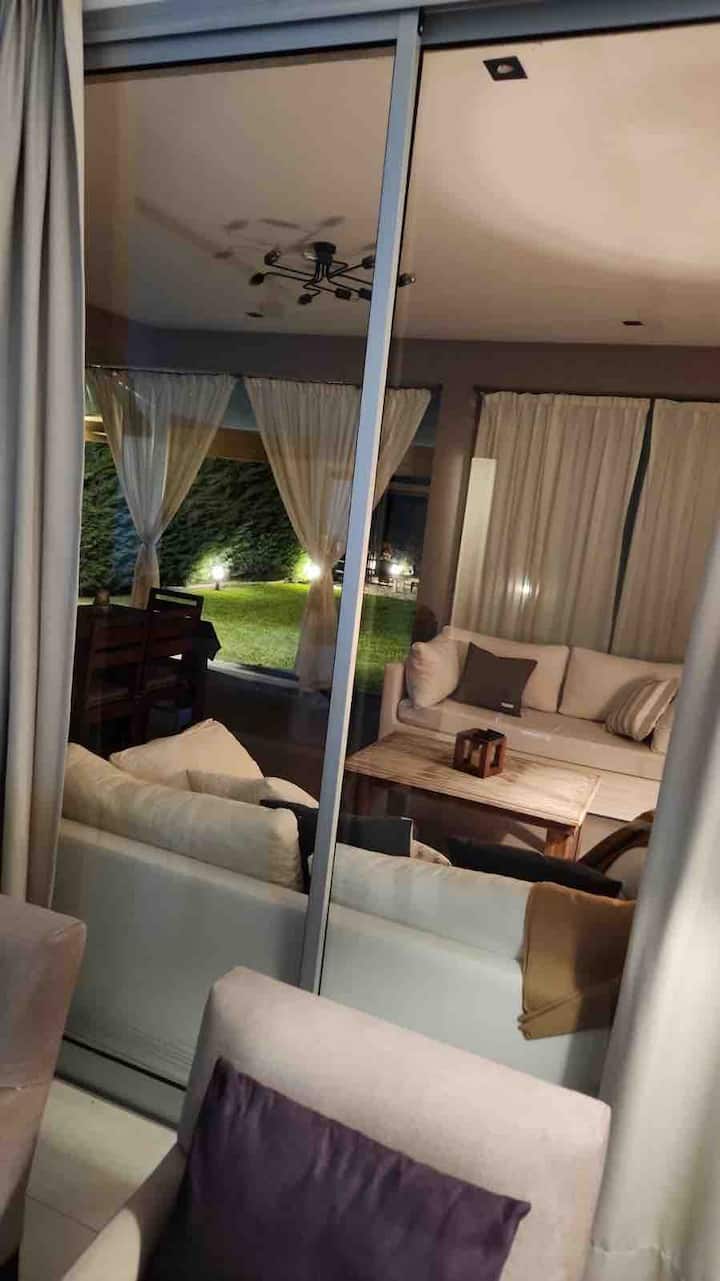 Casa Pilar Del Este - Santa Guadalupe - Villa Rosa